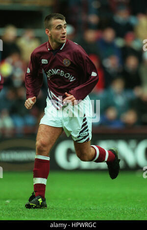 PAUL RITCHIE HEART OF MIDLOTHIAN FC 12 October 1995 Stock Photo - Alamy