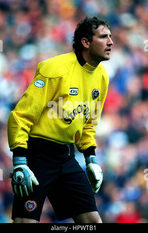 GILLES ROUSSET HEART OF MIDLOTHIAN FC 26 November 1997 Stock Photo - Alamy