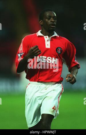 KEITH JONES CHARLTON ATHLETIC FC 09 November 1998 Stock Photo - Alamy