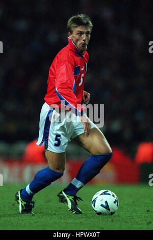 TOMAS REPKA CZECH REPUBLIC & FIORENTINA 16 June 2000 Stock Photo - Alamy