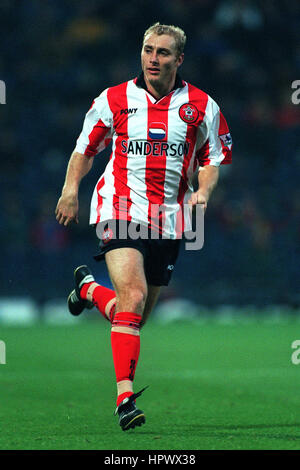STUART RIPLEY SOUTHAMPTON FC 21 August 1999 Stock Photo - Alamy