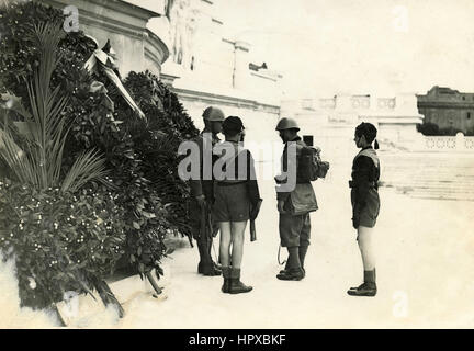 Young Italian Fascist soldiers Stock Photo - Alamy