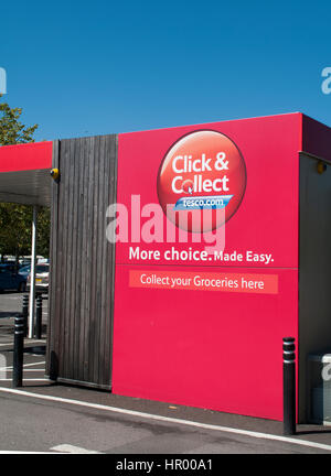 Click and Collect Point, Tesco Extra, Reading, Berkshire, England Stock ...