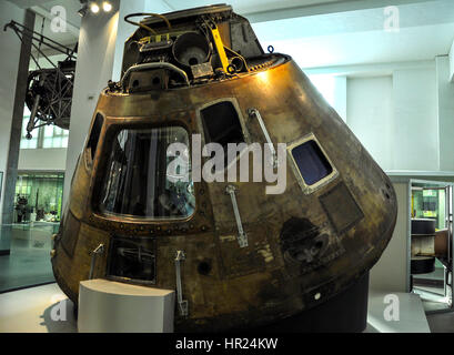 Apollo 8 Command Module, Museum of Science and Industry, Chicago, USA ...