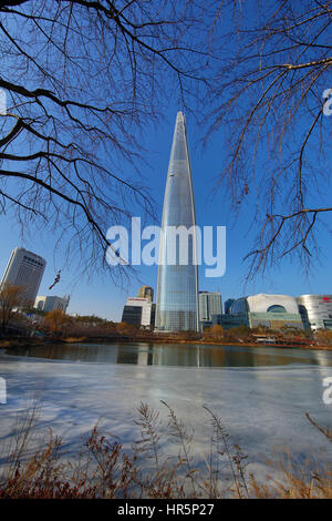 Lotte World Tower skyscraper in Jamsil, Seoul, Korea Stock Photo - Alamy
