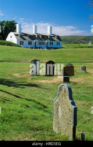 Fort Anne Cemetery, Annapolis Royal, Nova Scotia, Canada Stock Photo ...