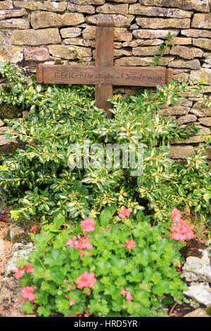 Cross. Taize ecumenical community Stock Photo - Alamy