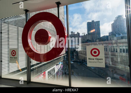 Shoppers at a Target store in downtown Brooklyn in New York Stock Photo ...