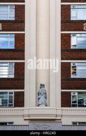 Nell Gwynn House art-deco apartment block in Chelsea, London, England ...