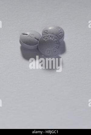 Prescription Medication, Synthroid 75 MG Stock Photo - Alamy