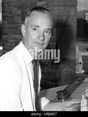 Grote Reber, American Radio Astronomer Stock Photo - Alamy