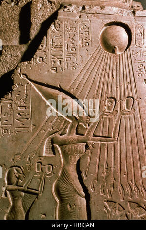 Aten, Egyptian God of the Sun Stock Photo: 135090873 - Alamy
