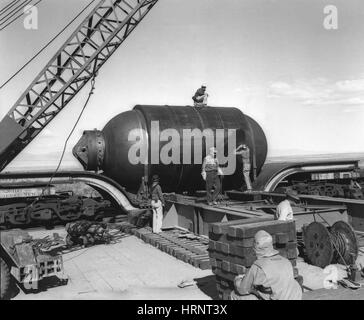 Trinity Test Site, Manhattan Project, Jumbo, 1945 Stock Photo ...