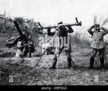 The German anti-aircraft gun FlaK 38/39 (in service from 1937-1945 ...