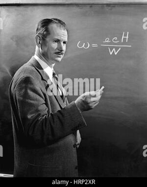 Edwin McMillan, American Physicist Stock Photo - Alamy