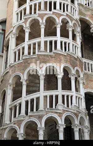 The Palazzo Contarini del Bovolo (also called the Palazzo Contarini ...
