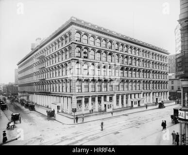 Wanamaker's Store, New York 1903 Stock Photo - Alamy