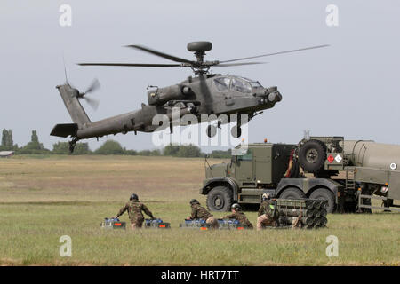 AAC Apache landing during a Forward Arming and Refuelling Demo at ...