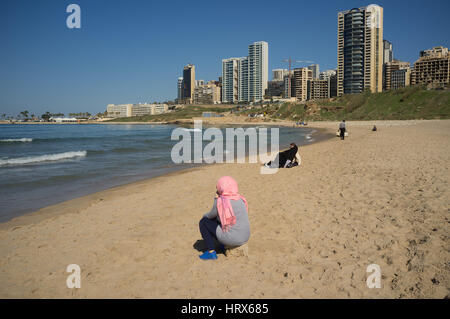 Beirut,Lebanon. 5th March 2017. A couple relax at the beach in Beirut ...