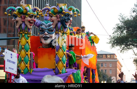 Mardi Gras float in an Uptown parade Stock Photo - Alamy