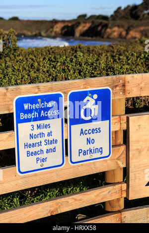 Disabled handicapped wheelchair clifftop viewing area sign on the coast ...