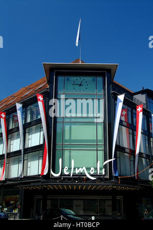 bekanntes Kaufhaus Jelmoli in Zuerich, Schweiz - Swiss department store ...