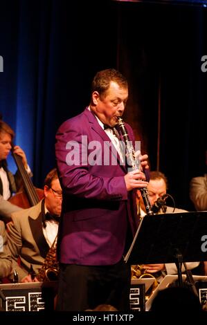 Pete Long, Ropetackle Arts Centre, Shoreham, West Sussex, Jan 2016 ...