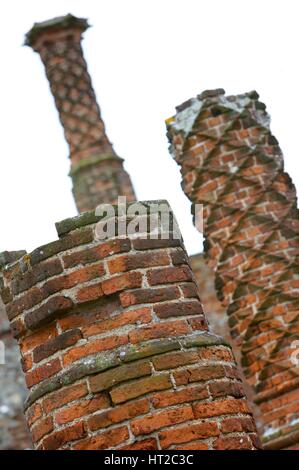Tudor chimney at Framlingham Castle, Suffolk, England Stock Photo - Alamy