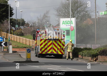 Luton, UK. 06th Mar, 2017. A major fire occurred at the Asda superstore ...
