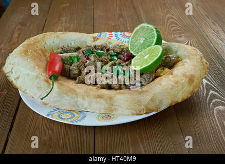 alambre mexicano - popular Mexican dish consisting of grilled beef ...