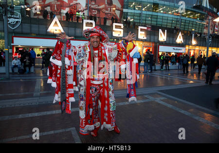 Bayern Munich fan Michael Zeman before the UEFA Champions League Round ...