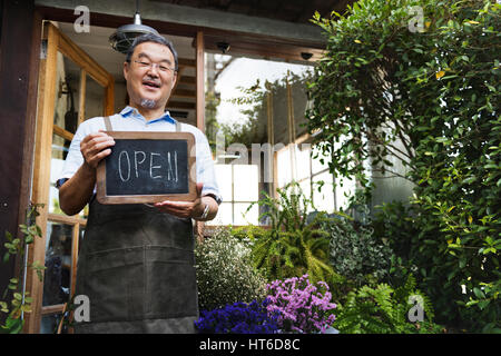 Cafe Open Shop Retail Welcome Notice Retail Front Stock Photo - Alamy