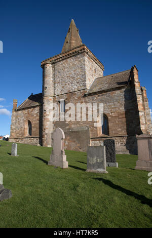 St Monans parish church in Scotland is right beside the sea Stock Photo ...