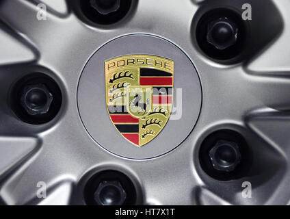 Geneva, Switzerland. 08th Mar, 2017. The main hall at the 87th Geneva ...