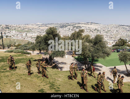 Israeli soldiers on an excursion in the Armon Hanatziv promenade ...