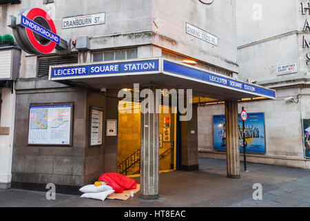 England, London, Soho, Rough Sleeper Stock Photo - Alamy