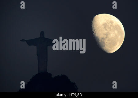 Christ the Redeemer and the Moon in Rio de Janeiro, Brazil - March 19 ...