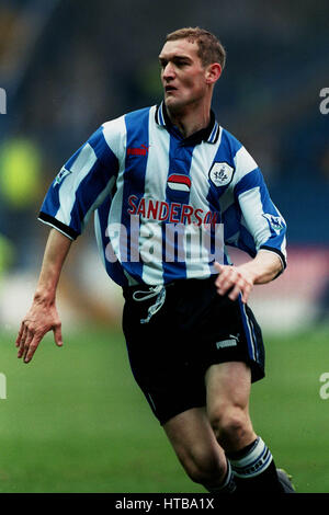 ANDY BOOTH SHEFFIELD WEDNESDAY FC 12 December 1998 Stock Photo - Alamy
