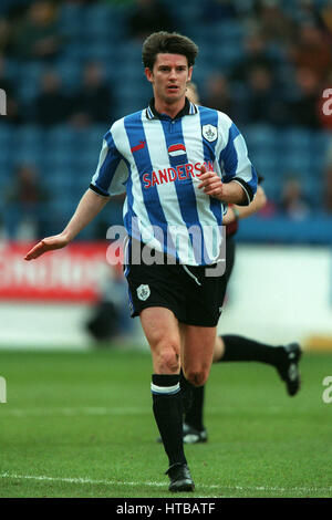 DANNY SONNER SHEFFIELD WEDNESDAY FC 12 December 1998 Stock Photo - Alamy