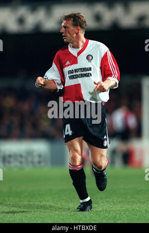 PETER VAN VOSSEN FEYENOORD FC 24 November 1999 Stock Photo - Alamy
