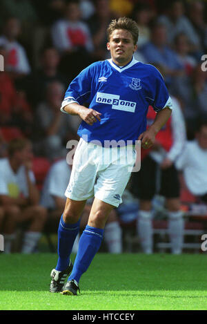 PETER DEGN EVERTON FC 24 July 1999 Stock Photo - Alamy