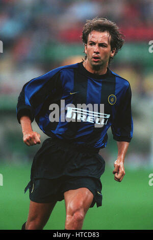 BENOIT CAUET INTER MILAN FC 31 July 1997 Stock Photo - Alamy
