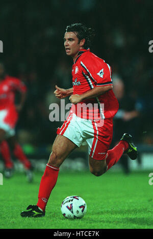 KEITH O'NEILL MIDDLESBROUGH FC 10 August 1999 Stock Photo - Alamy