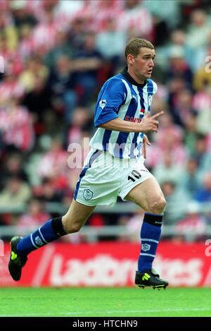 ANDY BOOTH SHEFFIELD WEDNESDAY FC 19 March 1998 Stock Photo - Alamy