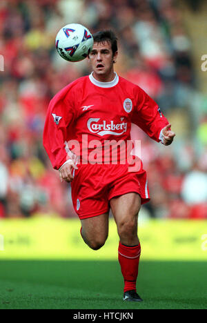DAVID THOMPSON LIVERPOOL FC 16 October 1999 Stock Photo - Alamy