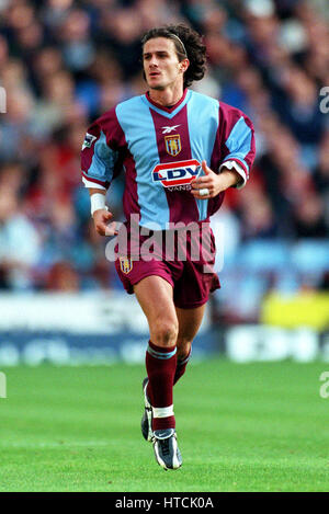 BENITO CARBONE ASTON VILLA FC 23 October 1999 Stock Photo - Alamy