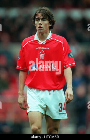 DAVID PRUTTON NOTTINGHAM FOREST FC 14 November 1999 Stock Photo - Alamy