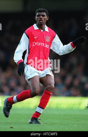 KANU ARSENAL FC 04 December 1999 Stock Photo - Alamy