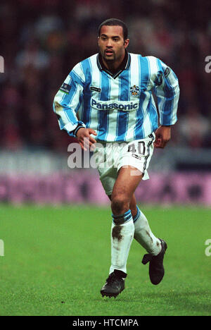 DEAN GORRE HUDDERSFIELD TOWN FC 12 December 1999 Stock Photo - Alamy