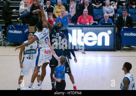 Newcastle Upon Tyne, England, 10th January 2026. Nick Woltemade of ...